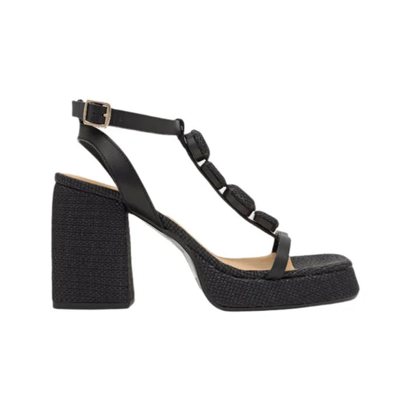 Vitto in Black | Over The Moon