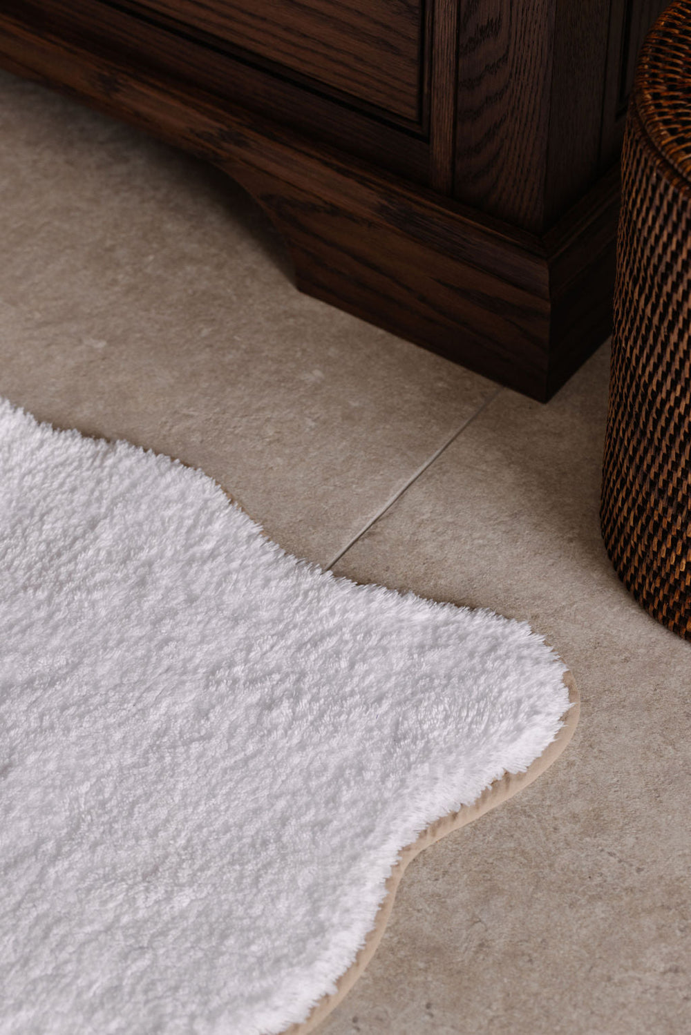 Scalloped Piped Bath Mat, Mustard | REBECCA UDALL | Over The Moon