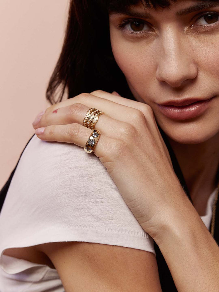 Marlo Laz | Over The Moon