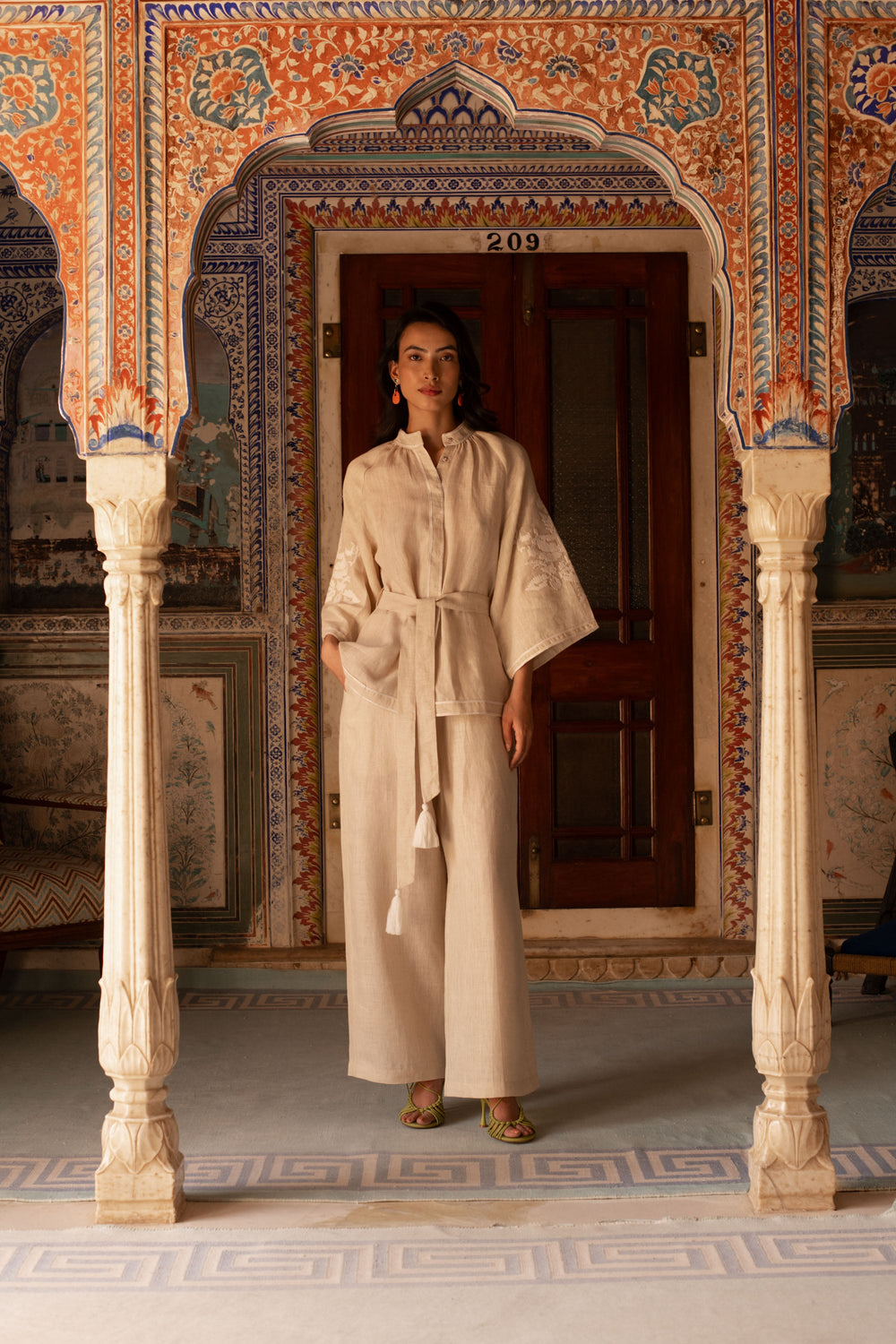 Swan Set | Over The Moon